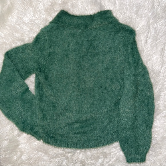 wild fable | Sweaters | Wild Fable Dark Green Fuzzy Cropped Sweater ...